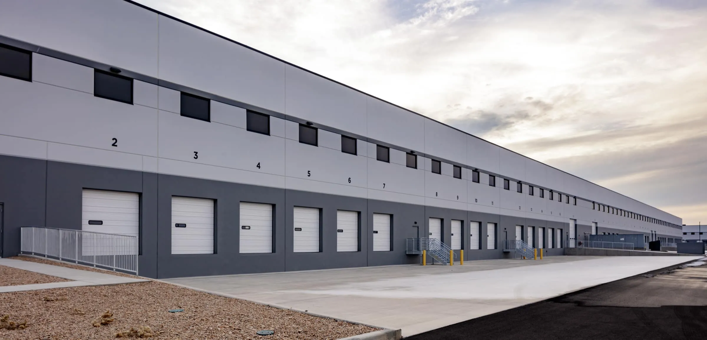 Port Global Logistics - R&O Construction